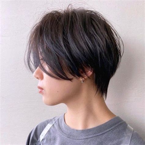 Short Hair With Long Side Bangs Short Choppy Hair Short Hairstyles For