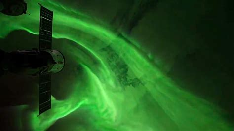 NASA muestra las impresionantes auroras vistas desde la Estación