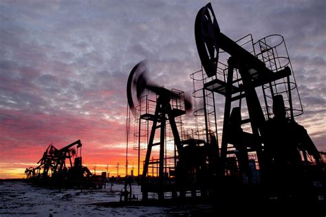 Oil Closes Above 100 A Barrel First Time Since 2014 As Russias War