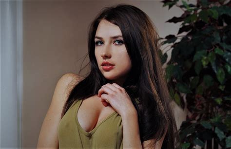 Wallpaper Niemira Model Women No Bra 1365x884 Tolgak21 1161560