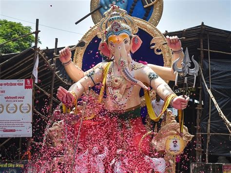 Sarvajanik Ganpati Decoration