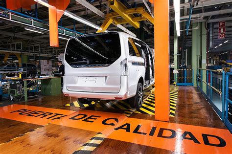 New Mercedes Benz V Class Enters Production Autoevolution