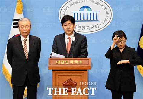 김종인 영입인재 1호 김범준 전 부산대 교수 경남 거제 출마준비 Tf사진관 포토 기사 더팩트