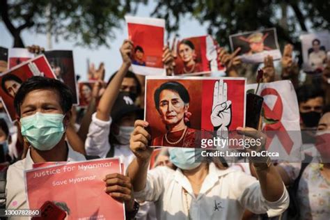 Aung San Suu Kyi Myanmar Photos And Premium High Res Pictures Getty