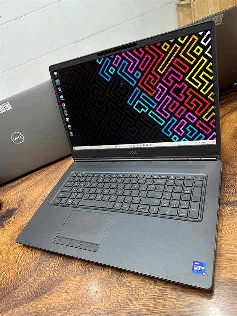 Dell Precision 7760 I9 Workstation Chuyên Nghiệp