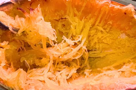 Easy Baked Spaghetti Squash Recipe With Meat Sauce