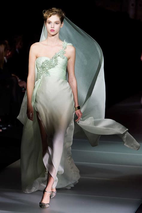 Photos Sexiest Dresses In Fashion This Week