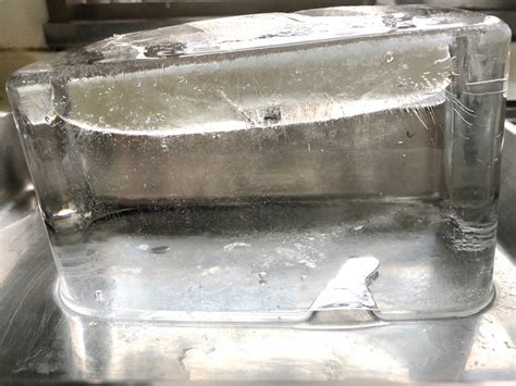 かき氷用の透明な氷の作り方 100均の発泡とタッパーで作ったよ！ いち歩