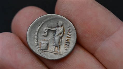 L Cassius Longinus Brother Of Cassius The Assassin Of Caesar Denarius Obv Goddess Vesta