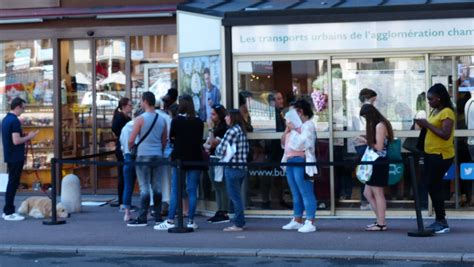 Transports Affluence à lagence du Stac