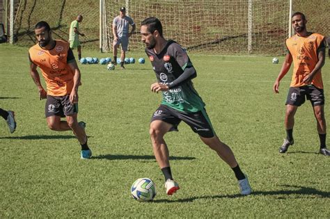 MaringÁ Time Do Maringá Fc Segue Para O Rio Para Confronto Com O