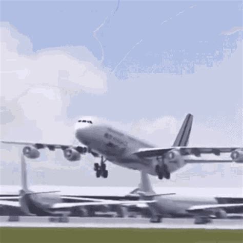  Avion Tenor