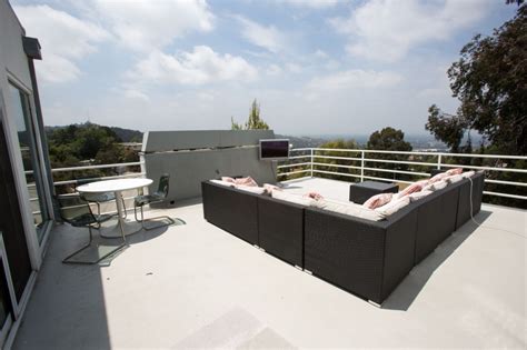 For Sale Jeopardy Host Alex Trebeks Former Home