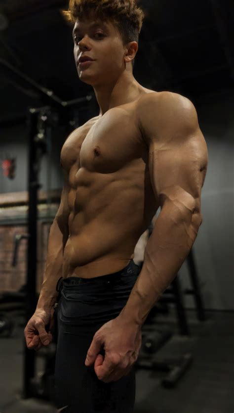 At The Gym D Rhotguysworkingout
