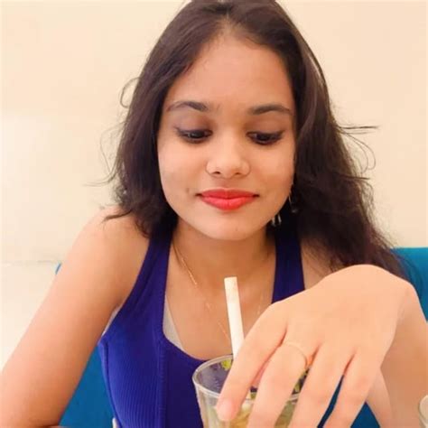 ~🌸 𝐀𝐝𝐫𝐢𝐭𝐚 🌸~ Adritapoddar • Threads Say More