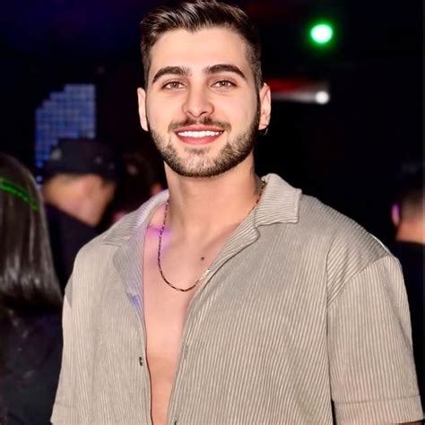 𝙇𝙪𝙘𝙖𝙨 𝙋𝙖𝙞𝙫𝙖 Lucas Paivaa • Threads Say More