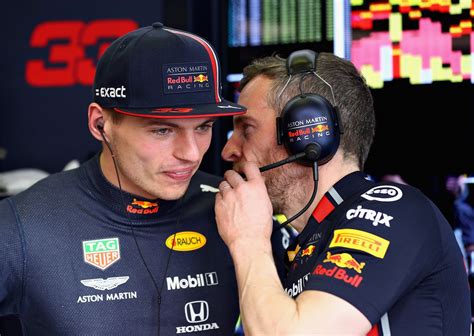 レッドブルのマックス・フェルスタッペンとリー・スティーブンソン Autosport Web