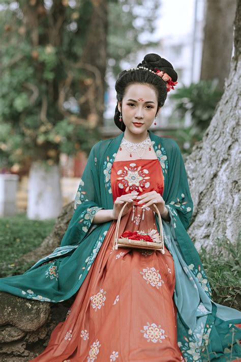 แฟชั่น ผู้หญิง ชุดจีน ภาพฟรีบน Pixabay Pixabay