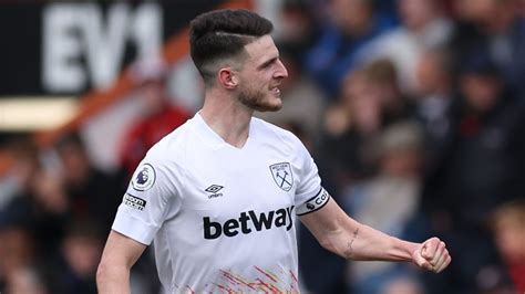 Declan Rice Bayern Munich Manager Thomas Tuchel Speaks To West Ham