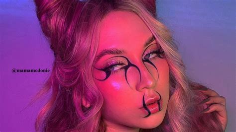 Sexy Or Scary Get Inspired By These Gorgeous Spooky Looks Fashionisers©