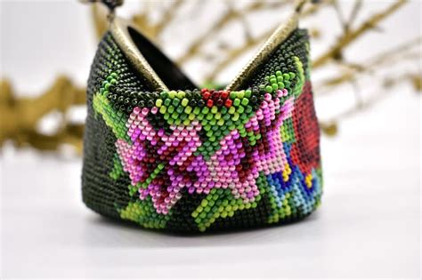 Step By Step Bead Crochet Tutorial For Making A Beaded Coin Purse Etsy
