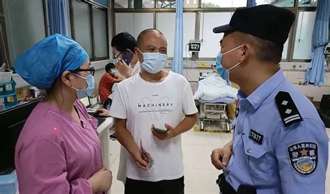 “你们快来救她！”老人失足落水，民警火速救援
