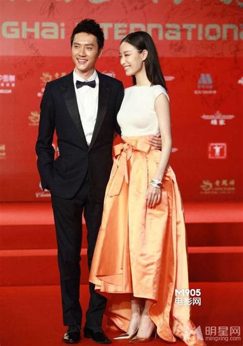 2013年华谊之夜冯绍峰倪妮再秀恩爱 活动现场 明星娱乐资讯