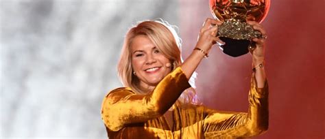 Internet Has A Stage 5 Meltdown After Dj Asks Worlds Best Female