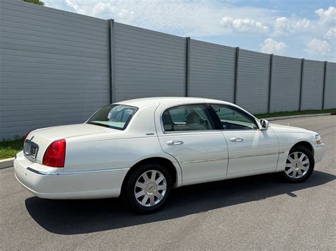 2005 Lincoln Town Car King Of Cars And Trucks