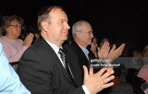 Alexander Nefedov Musik Theaterstück Alexandra Glück Und