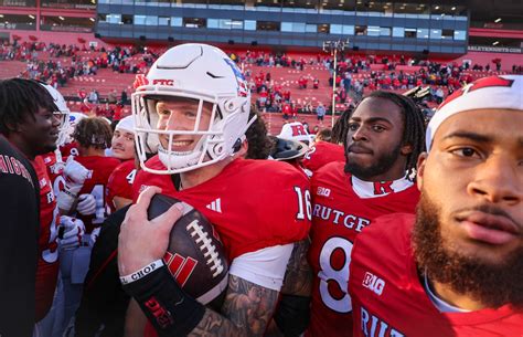 Athan Kaliakmanis Outduels His Minnesota Successor To Lead Rutgers In