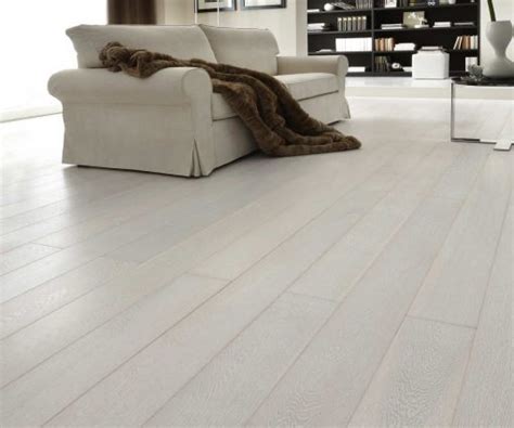 White Bleached Prime Oak Flooring First Class Wide Plank