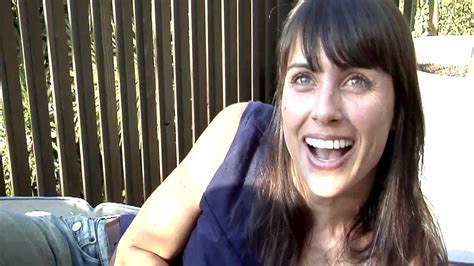 At Home With Entourage Star Constance Zimmer Youtube