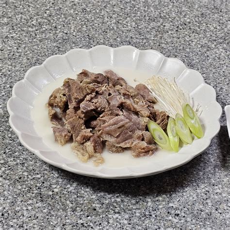 술꾼의 최고 안주 도가니 스지 수육