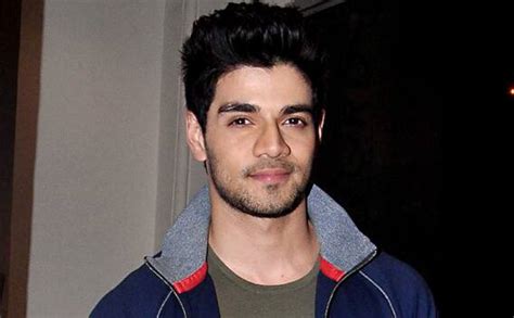 Who Is Sooraj Pancholi Know Actor Details Networth Filmy Career