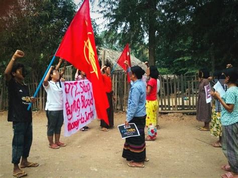 အားမာန်သစ် လူထု သပိတ်စစ်ကြောင်းက Ptt တံဆိပ်ပါ ကုန်ပစ္စည်းများ မသုံးစွဲရေး ဆန္ဒပြ Khit Thit Media