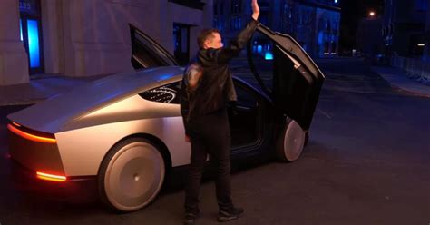 Co Musk Pokazał Na Prezentacji Robotaxi Tesli My Robot W Liczbach
