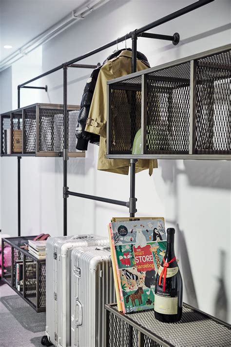 Få En Rundvisning Remee Jackman Och Mathilde Gølher