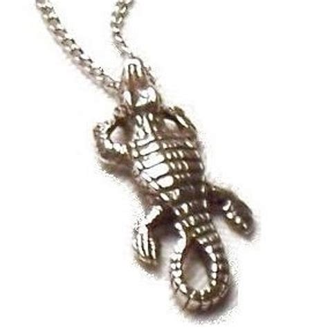 Crocodile Necklace Pendant Silver Kabana