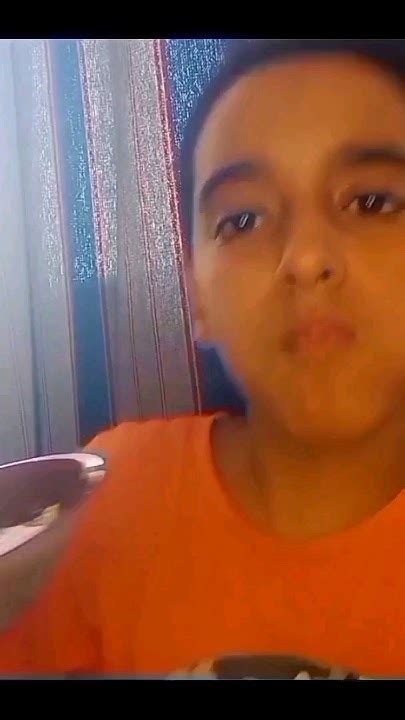 تحدي الاكل في دقيقة 🧃🧊🍜 Youtube
