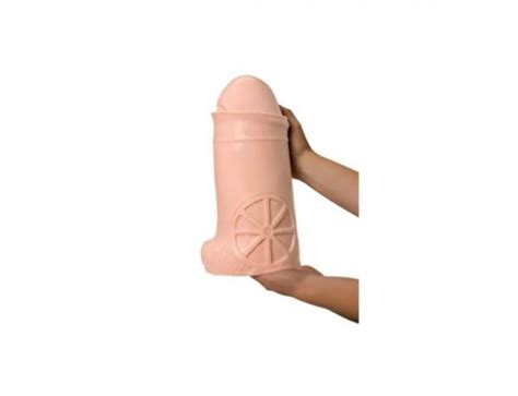 5 Weird Dildos Thatll Make You Question Everything Yourtango