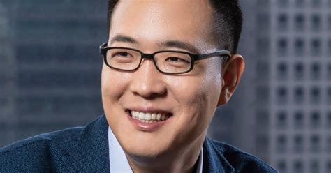 김동선 ‘한화갤러리아 영업이익 급감아워홈 인수는