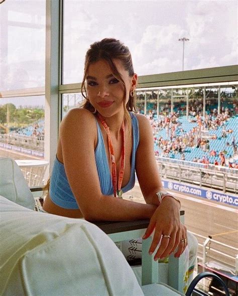 Archive Steinfeld On Twitter Hailee Steinfeld 48ruca20zf