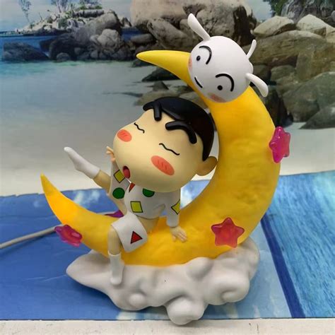 蜡笔小新 月亮小新 睡衣款（可发光小夜灯红色）盒装手办 高18cm 一箱72个 广州动漫周边产品批发平台 乐亿动漫（）