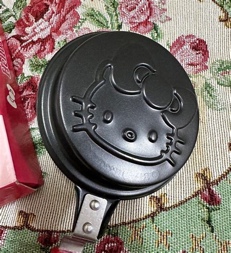 Hello Kitty Pan Hobbies And Toys Collectibles And Memorabilia Vintage