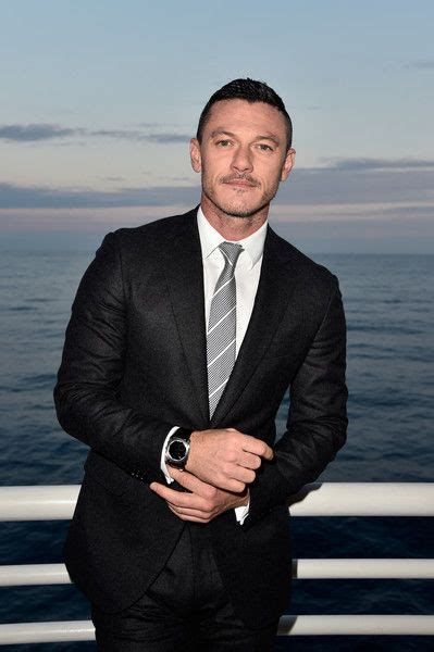 Luke Evans Photostream Luke Evans Evans Looks Masculino