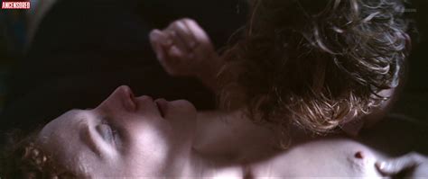 Naked Hélène De Vos in Belgica