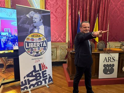 Libertà presenta i candidati alle Isole in corsa De Luca Castelli e
