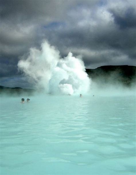 Top 10 Amazing Hot Springs Around The World