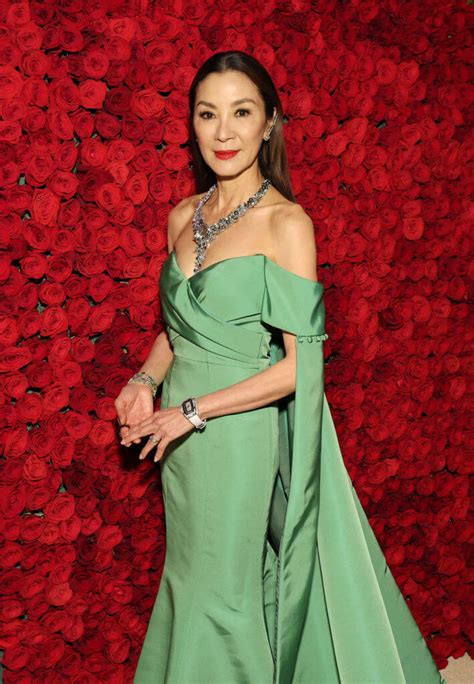 美容ジャーナリスト・齋藤 薫さん｜今一番気になる、ミシェル・ヨー「奇跡も奇跡の60歳」の秘密を探る Precious Jp（プレシャス）